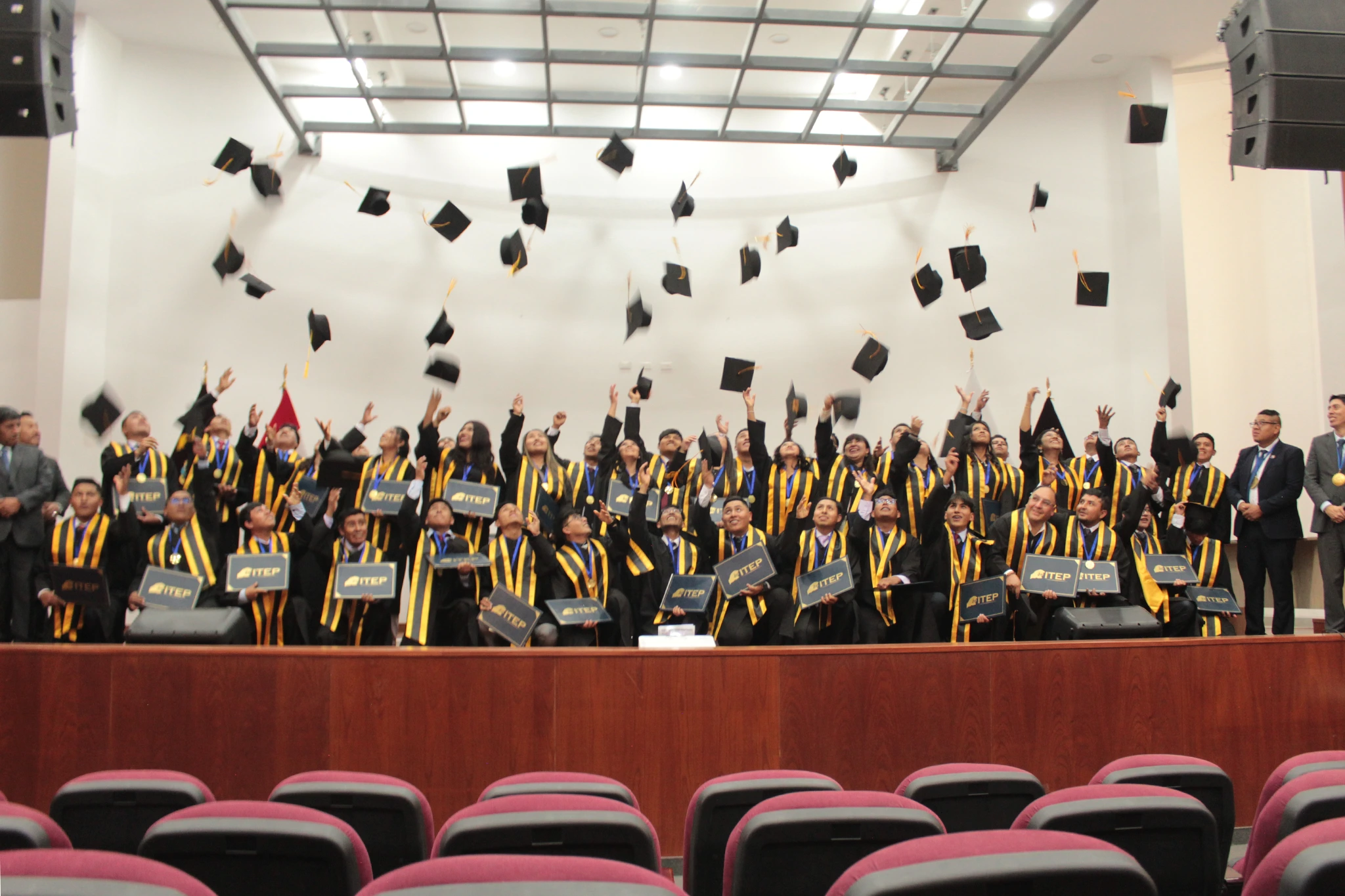 Ceremonia de Titulación ITEP 2025 | Instituto ITEP